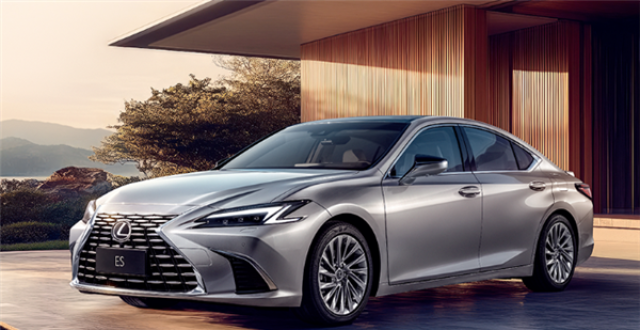 雷克萨斯ES200高速上追尾气囊未弹 车主：当时时速已经到100km/h了_腾讯新闻