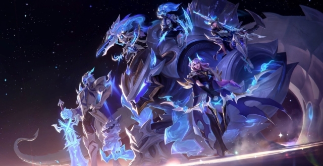 DRX冠军皮肤公开，与EDG极为相似！寒冰设计一般，BeryL要失望了_腾讯新闻