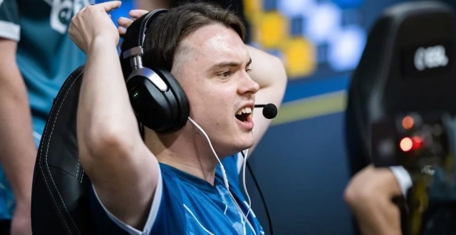 IEM科隆小组赛：新C9、NaVi首战告负，G2、Heroic三图逆转_腾讯新闻