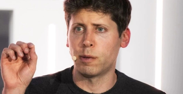 Sam Altman 《麻省理工科技评论》最新采访：AI 杀手级功能，不需要新的硬件和训练数据，并且了解你的一生......_腾讯新闻