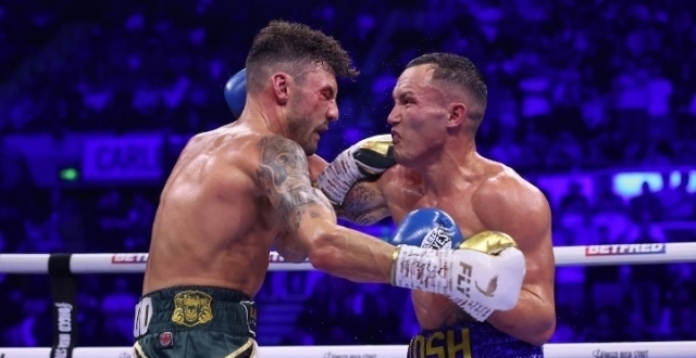 再打逆风局！利·伍德在7回合TKO沃灵顿，成功卫冕WBA世界拳王_腾讯新闻