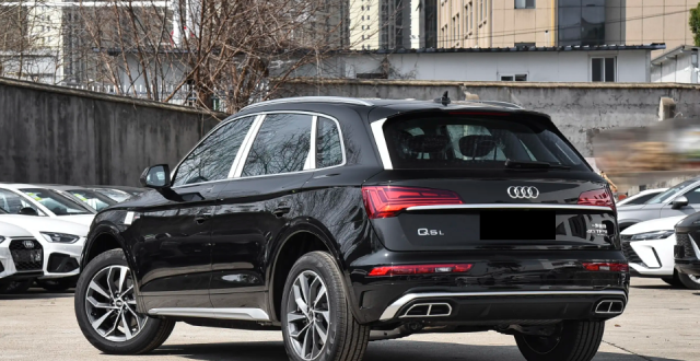豪车价格大崩盘，奥迪Q5L新车23.88万起，或许本就值这个价_腾讯新闻