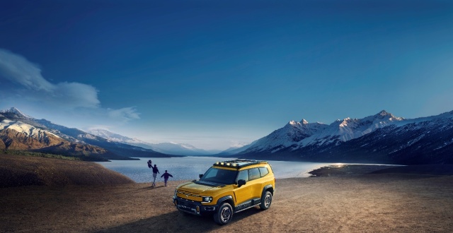 15万级硬派SUV价格屠夫！深蓝G318无忧穿越版直击用户“既要又要”痛点_腾讯新闻