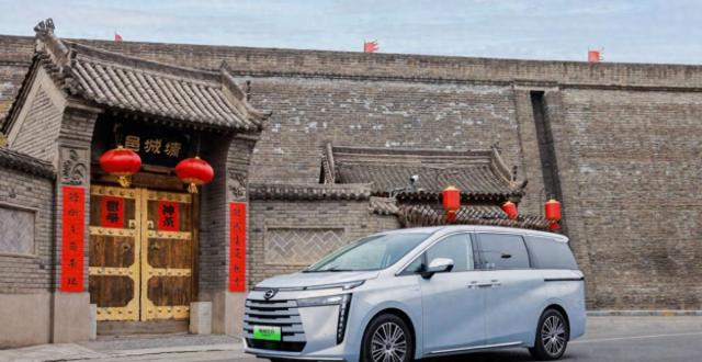 传祺E8+一口价20.98万，广汽传祺MPV阵营再添猛将_腾讯新闻