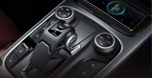 3.0T V6，坦克330上市卖33万元！又一越野狠角色_腾讯新闻