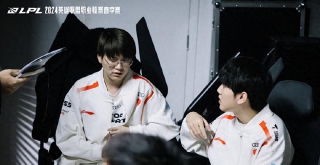 LPL真凉了？比赛热度下滑严重，揭幕战人气惨淡，TS不打影响太大_腾讯新闻