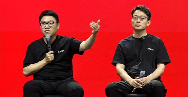 对话XREAL CEO徐驰：苹果让行业看到空间计算未来，我们让大家看到现在_腾讯新闻