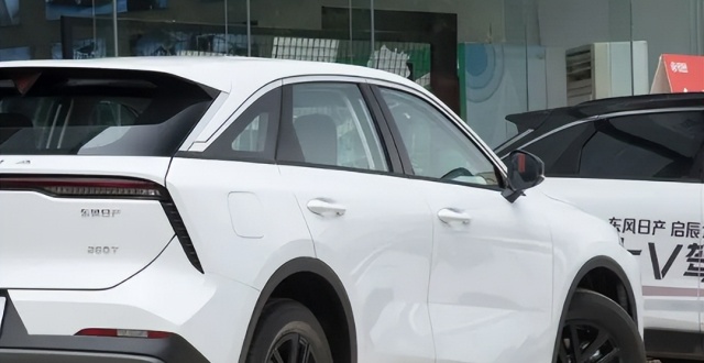 一款值得推荐的时尚SUV，标配1.5T+7DCT爆190Ps，仅8.53万起售_腾讯新闻