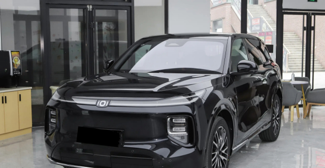 家用插混中型SUV之争，长安启源Q07和宋L DM之间该如何选择？_腾讯新闻