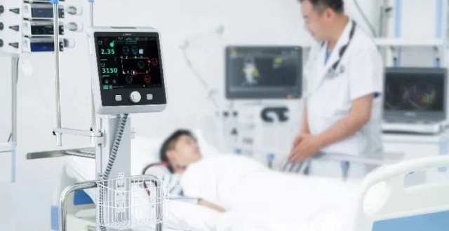 国家卫健委等八部门联合发文加快ICU建设，缺口高达20000台的ECMO，将步入发展快车道_腾讯新闻