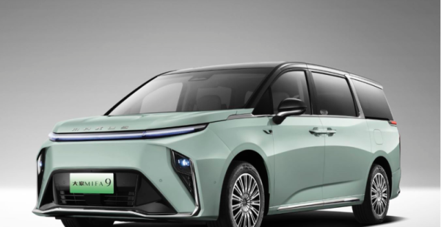 纯电MPV新对话 大家MIFA9对比极氪009_腾讯新闻