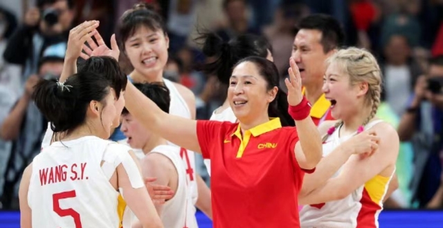 今晚！CCTV5直播中国女篮PK日本，法网让路，李梦+韩旭继续缺阵？_腾讯新闻