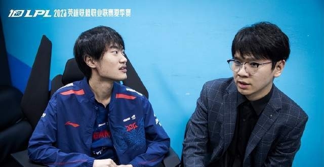 RNG迎战OMG，呼吸哥上路大战Shanji，JDG状态火热冲击三连胜_腾讯新闻