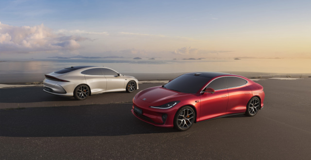 全新智己L6正式上市 限时权益价20.49万-26.49万元_腾讯新闻