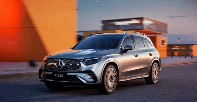 买GLC 300L、送A 200L！奔驰都开始搞“买一送一”了？_腾讯新闻