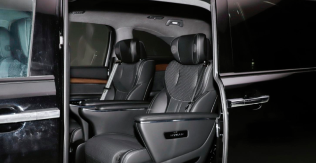 售价31.88万起，颜值出众，配置丰富，合创V09怎么选？_腾讯新闻