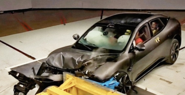 全球首测E-NCAP 2026，阿维塔06要去欧洲踢馆了？_腾讯新闻