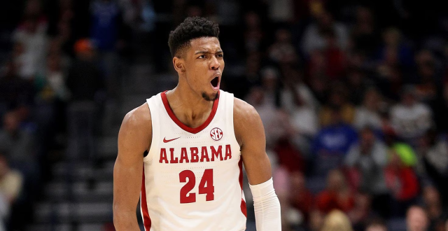 情况有变！NBA探花热门查出怪病，7天暴瘦12斤，这下行情要暴跌了_腾讯新闻