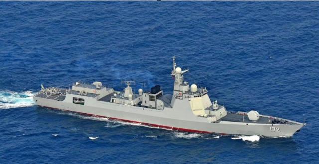 从052B型等“小步快跑”，到052D型大量装备，提升海军防空反导能力_腾讯新闻