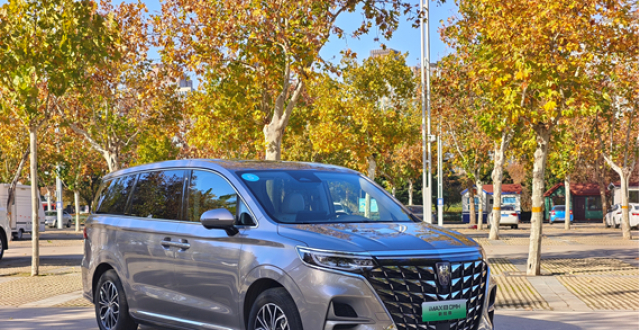 试驾荣威iMAX 8 DMH新陆尊：多项GL8同源技术_腾讯新闻