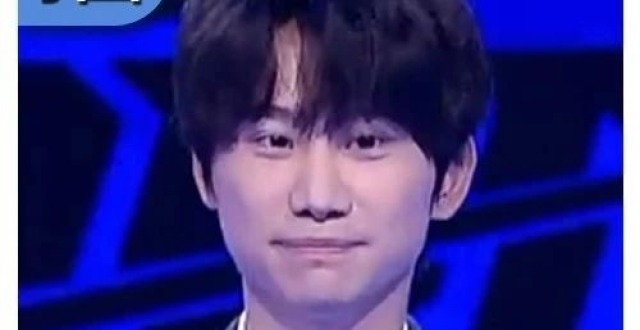 【每日一撸】Doinb“重回”LPL舞台；AJ爆料RNG员工仅5人_腾讯新闻