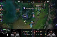 Xiaohu沙皇绕后怒推空大，BLG下路团战1换3大胜，S13半决赛下饭操作_腾讯新闻