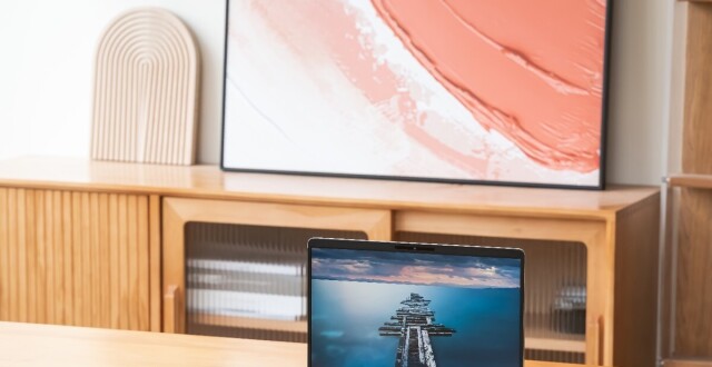 AI PC还在成长，AI+PC又来了？Dell Pro 14 Plus锐龙AI版测评_腾讯新闻