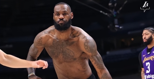 上午8点30！CCTV5直播西决G1，掘金11-6湖人，约基奇当选MVP_腾讯新闻