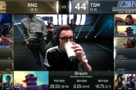 【2016全球总决赛】小组赛 RNG vs TSM_腾讯新闻