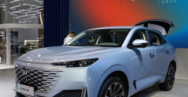 长安UNI-K iDD改款来袭，新增对外放电功能，纯电续航117公里_腾讯新闻