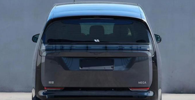 理想“子弹头”配置首曝！车长5米3，空悬+CDC，重新定义MPV？_腾讯新闻