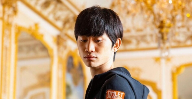 小明本赛季确定无法复出，doinb透露他复出时间，全看世界赛的战绩_腾讯新闻