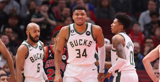 今日！CCTV5不转，3大平台直播NBA杯雄鹿VS老鹰，字母哥PK特雷杨_腾讯新闻