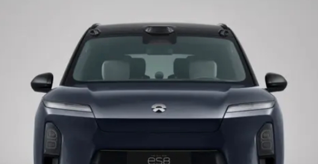 月销破5000台！全新蔚来ES8配102度电池，硬刚问界M9，就靠换电_腾讯新闻