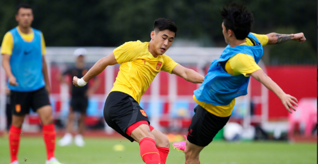 CCTV5直播！国足亚运队，再战韩国U24，4天前一战9分钟被打3闷棍_腾讯新闻