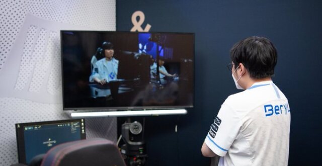 BeryL生涯首次无缘S赛，成为S12夺冠首发首个无缘S13的选手_腾讯新闻