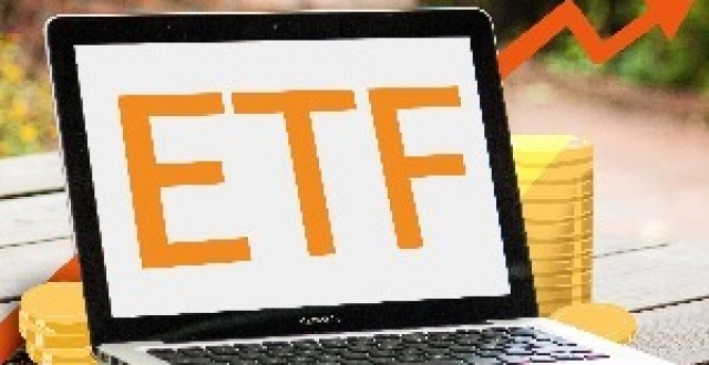 资金大“搬家”！股票ETF3天净流入1600亿，有产品溢价24%还封涨停_腾讯新闻