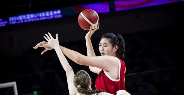U18亚洲杯：中国女篮22分大胜新西兰两连胜 张子宇36+13+4帽_腾讯新闻