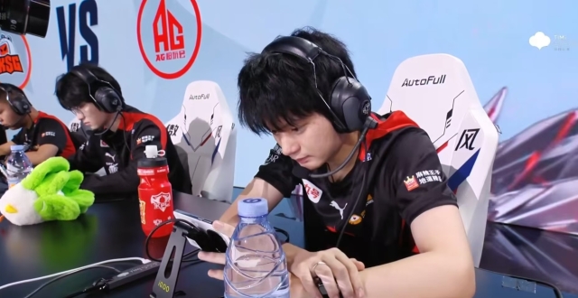 AG3-4不敌KSG，再次被“血脉压制”，无缘总决赛，KSG突破队史！_腾讯新闻