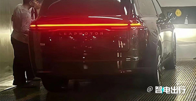 零跑确认：大6座SUV四月发布！PK理想L8、问界M7，价格惊喜？_腾讯新闻