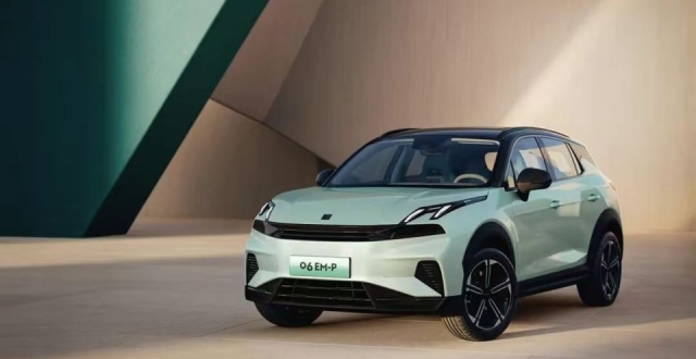 13.68万元起售 领克06EM-P哪款最值得入手呢？_腾讯新闻