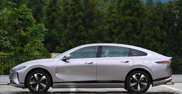 长安启源A07对比零跑C01，一万的差价实力相差多少？_腾讯新闻