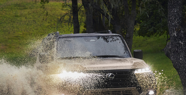 全新雷克萨斯GX曝光了，搭载3.5T＋10AT＋全时四驱，造型更加硬派了_腾讯新闻