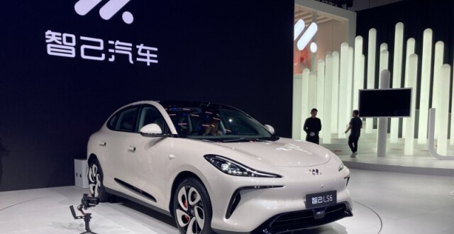 2023成都车展探馆：智己LS6！轴距近3米，搭800V快充…动力太猛！_腾讯新闻