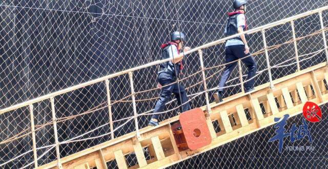 湛江边检站高效验放首艘巴西进口SSCJ卡粉混矿货轮_腾讯新闻