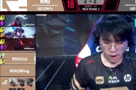 姿态BO5决胜局临危受命登场，一手炼金将Rookie弄哭，绝活黑科技终结IG18连胜_腾讯新闻