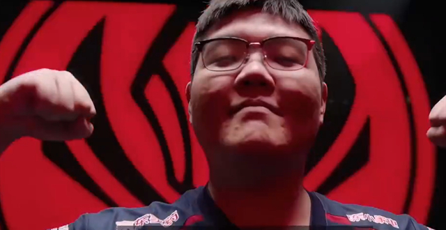 bin称369决赛打得没多好，JDG获胜后，369支支吾吾不敢评价他？_腾讯新闻