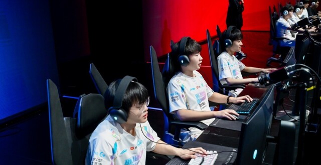 ALIENWARE铸就“最强战队”，助力BLG逐梦巅峰_腾讯新闻