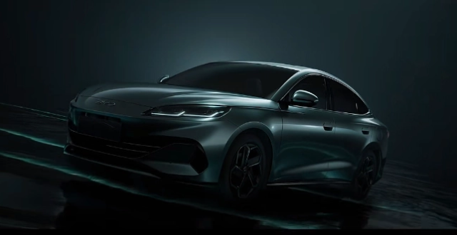 美众议院再次通过一项封禁 TikTok 法案；谷歌重组旗下 AI 部门；Model Y 全系降价_腾讯新闻