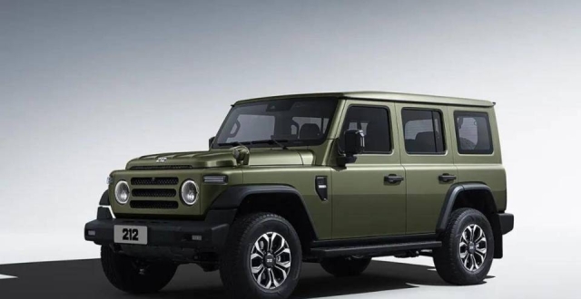 59年换代一次！BJ212即将加长上市，卖9.99万的概率多高？_腾讯新闻